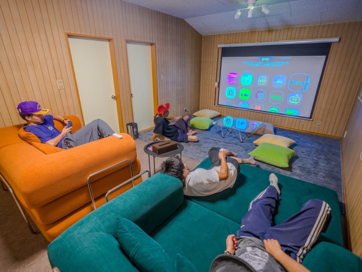 天然温泉/100インチシアター/最大12名一棟貸し  / 和羽灯屋　ナウヒヤ - Yamanashi