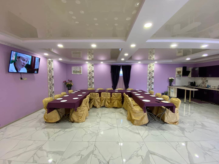 Maison Dans Les Iris - Ukraine