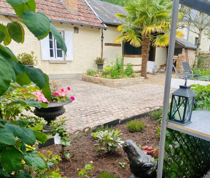 Gîte "Les Petits Médicis "Avec Piscine - Vierzon