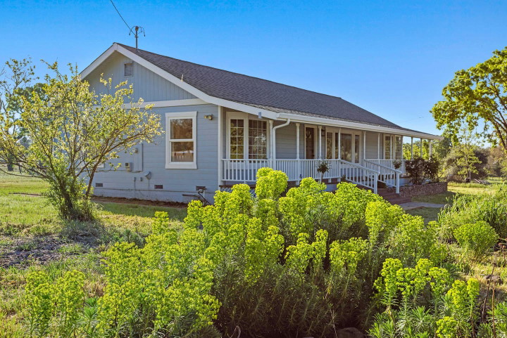 Spacious 3br Retreat | 2 Acres + Views - Napa Valley, CA