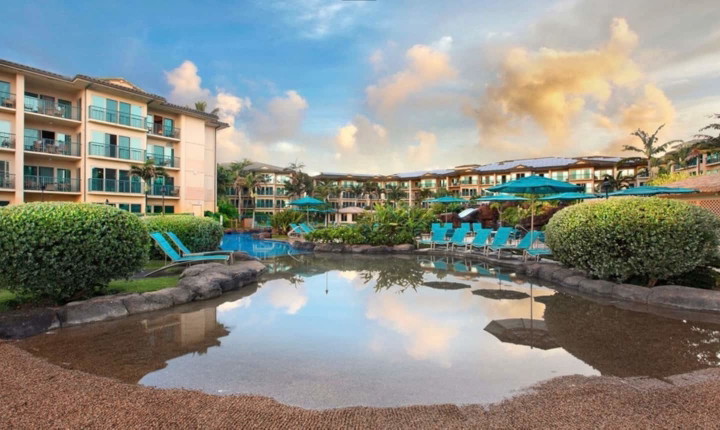 2bd/3ba Waipouli Beachfront Mountain View Condo - Kauai, HI