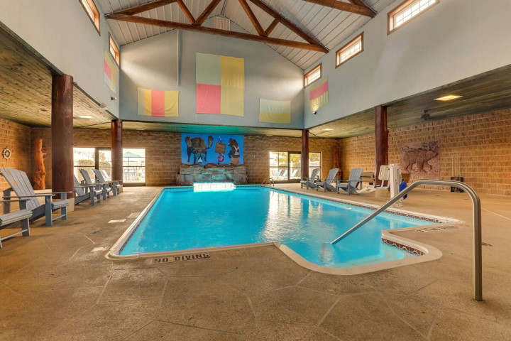 Stoney Creek Deluxe 2 Double, Lodge-like | 3 Units - Quincy, IL