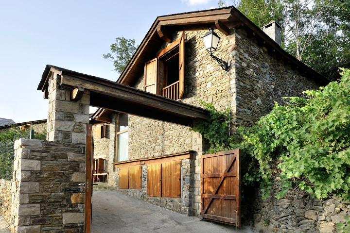 The Queixans Cottage With Fireplace - Alp, Catalonia