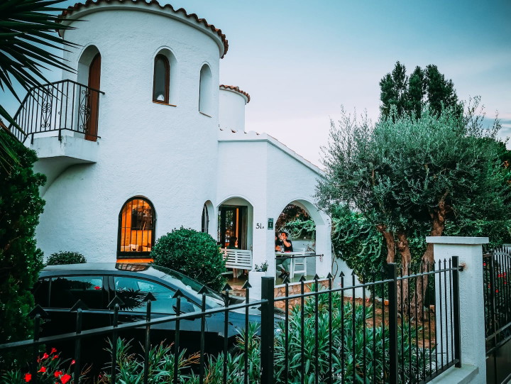 Catalan Villa With Pool  Central Location - Sant Pere Pescador