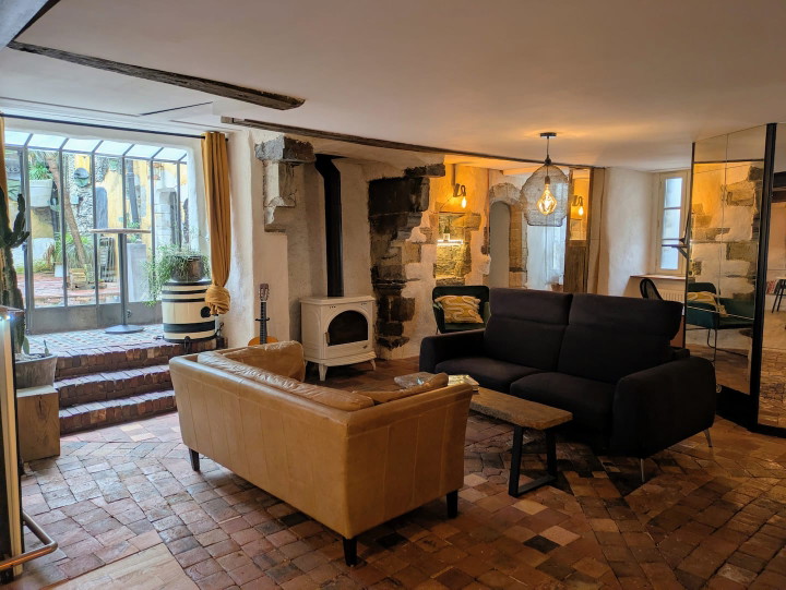 Authentic - Charming And Fresh 3-bedroom House, 142 M2 - Frankrijk