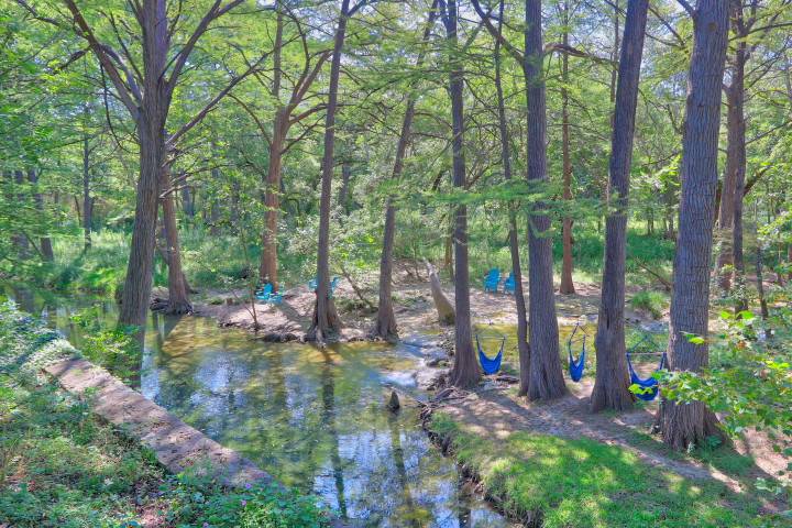 Creekside Cabins - Creekside Cottage - Wimberley, TX