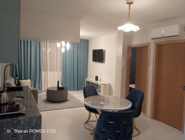 F3 Résidence Luxe Avec Piscine - Constantine