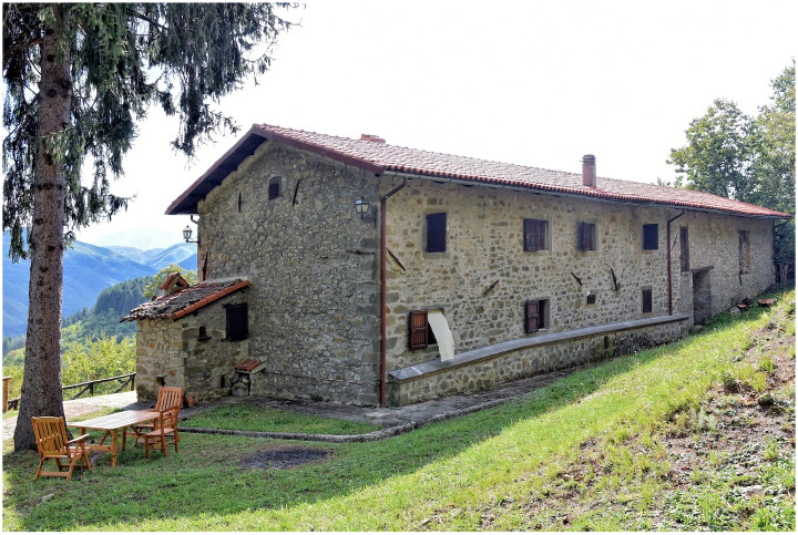 Casale La Fabbrica - Cerreto Laghi