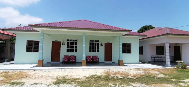 Hajjah Homestay (Tripled) - Muar