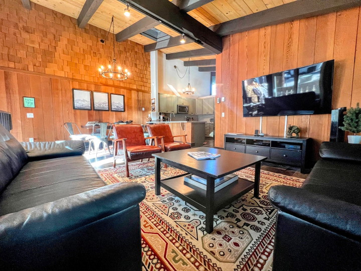 Brillante Actualizado 4br Condo En El Corazón De Mammoth! - Mammoth Lakes, CA