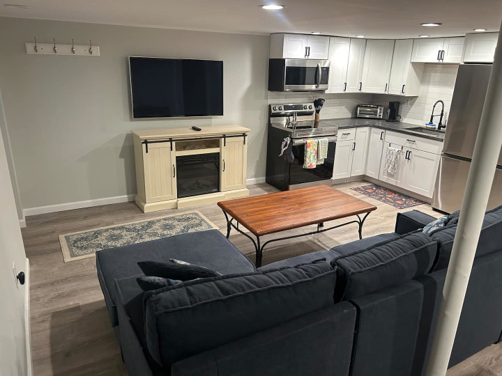 1-bedroom Near Lirr And Central Nassau County - Garden City, NY