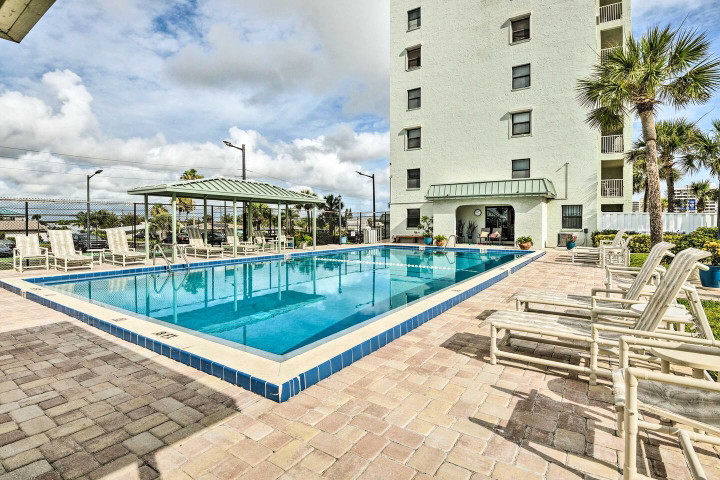 Walk To Coast: Condo In Daytona Beach Shores! - Ponce Inlet, FL