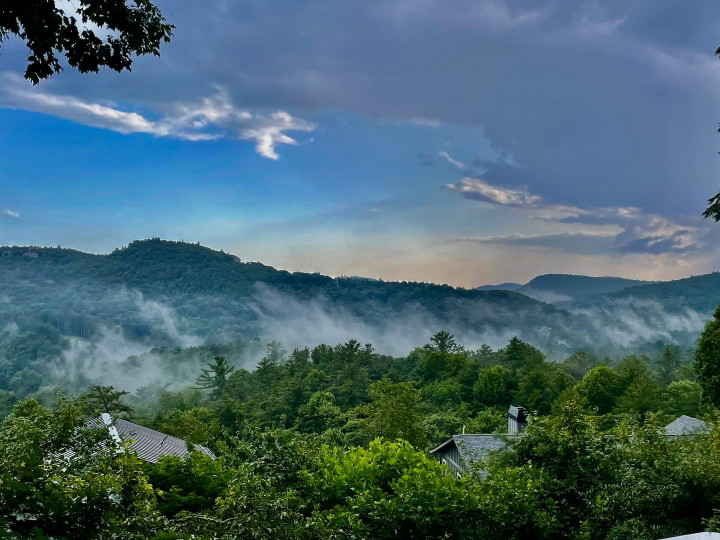 Mountain Watch - Retreat To Remember! - Highlands, NC