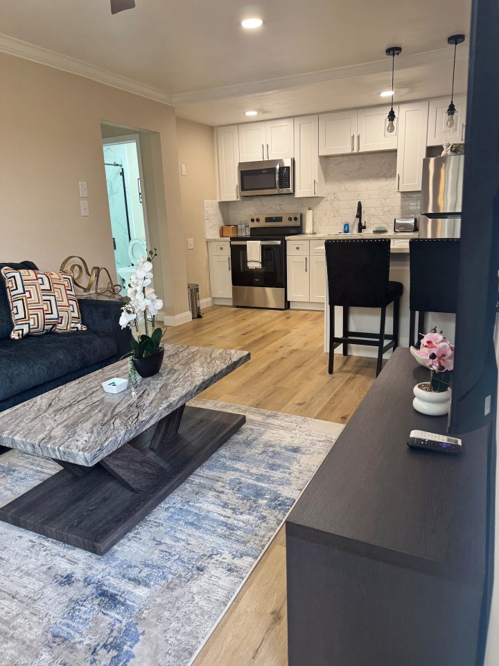 Suite In Houston #1 - Houston, TX