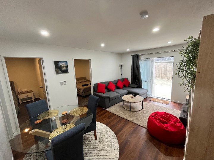 Modern 2-bedroom Place In Beautiful Beach Haven - Auckland