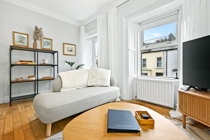 Stay In Central Sligo Walk To Rail, Cafés + Shops - Sligo