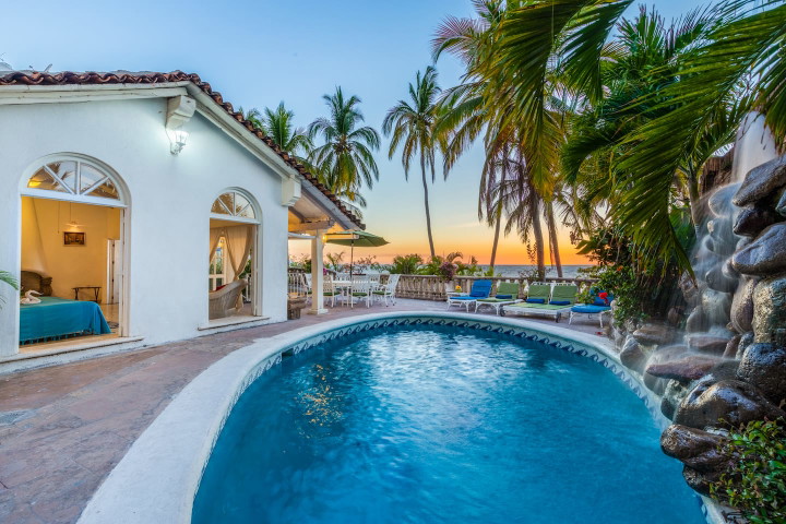 Colonial Villa Facing The Sea | Full Staff - Puerto Vallarta