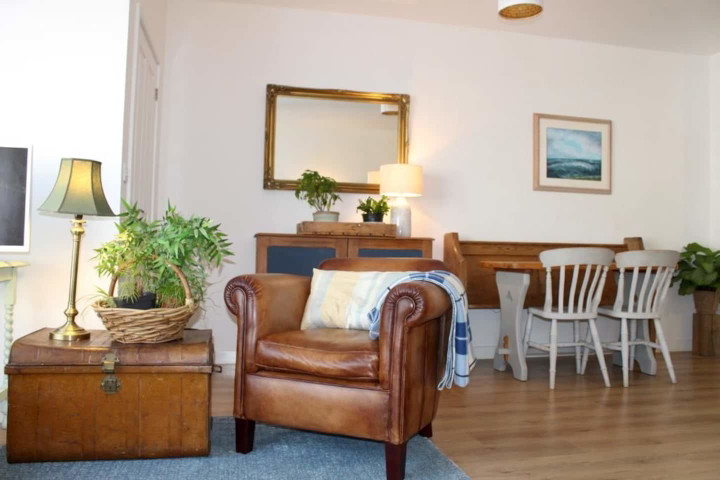 Little Sails.cosy Flat, 3 Min Walk To Seaton Beach - Beer