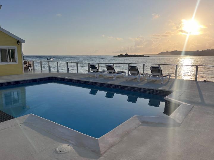 Oceanfront Villa Sleeps 6 | Private Pool & Hot Tub - Anguilla