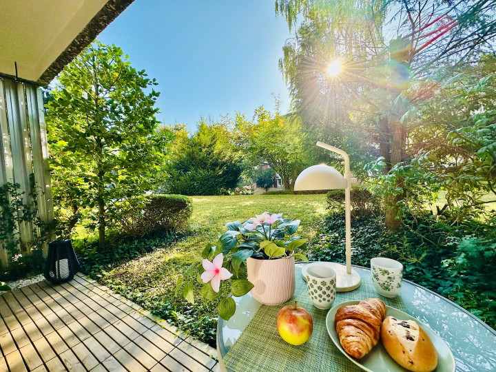 Chalet Zurich: Terrace, A/c, Privacy - Zurique