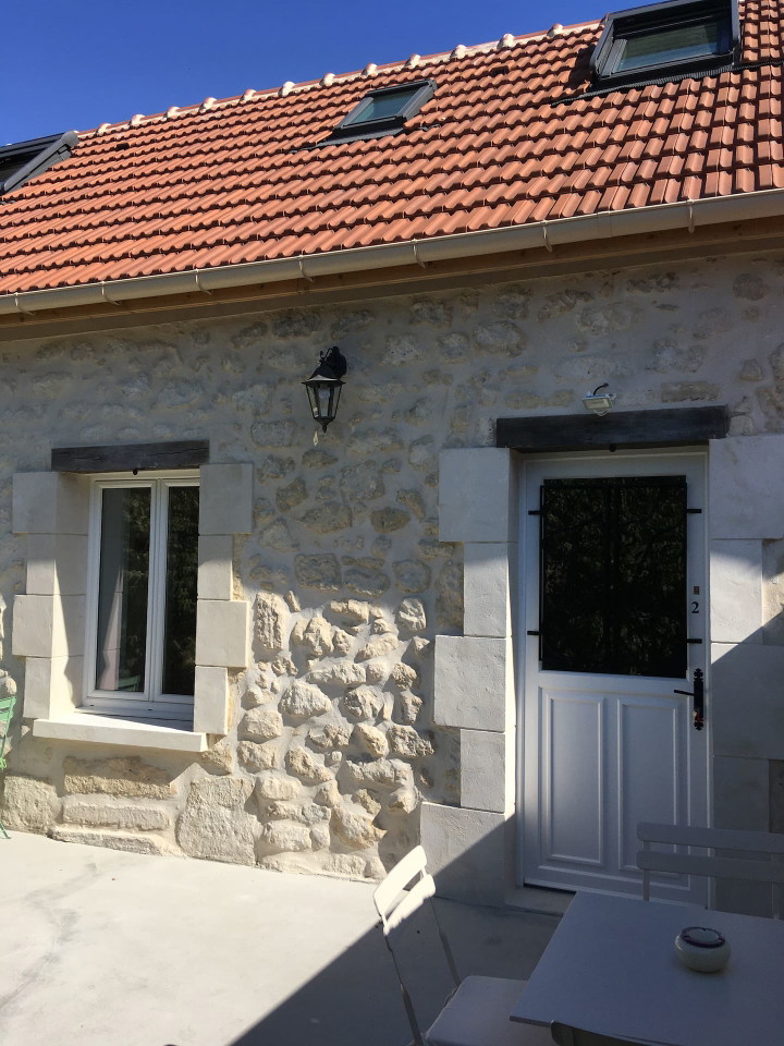 House 4 People, Train Station, Parc Astérix, Cdg Airport - Chantilly