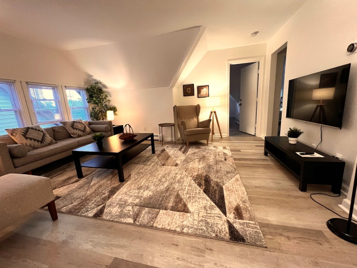 B2-3 Serenity Adobe With All-all Rooms With Ac - New Haven, CT