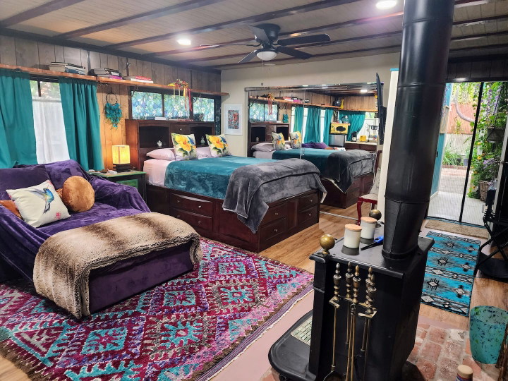 Xlarge Artist Garden Suite W/private Patio/parking - San Diego, CA