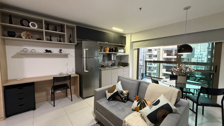 London For 3 With Balcony And Side Sea View - Niterói