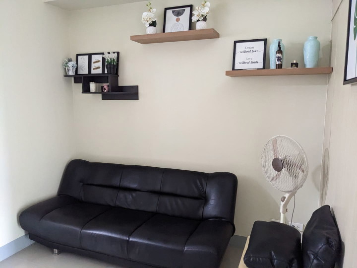 Vgc Staycation W/ Balcony + Wi-fi & Netflix - Quezon City