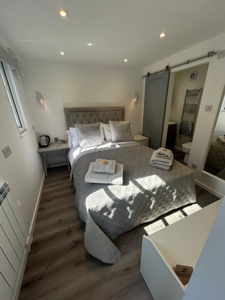 The Cabin At Satis - Royal Tunbridge Wells
