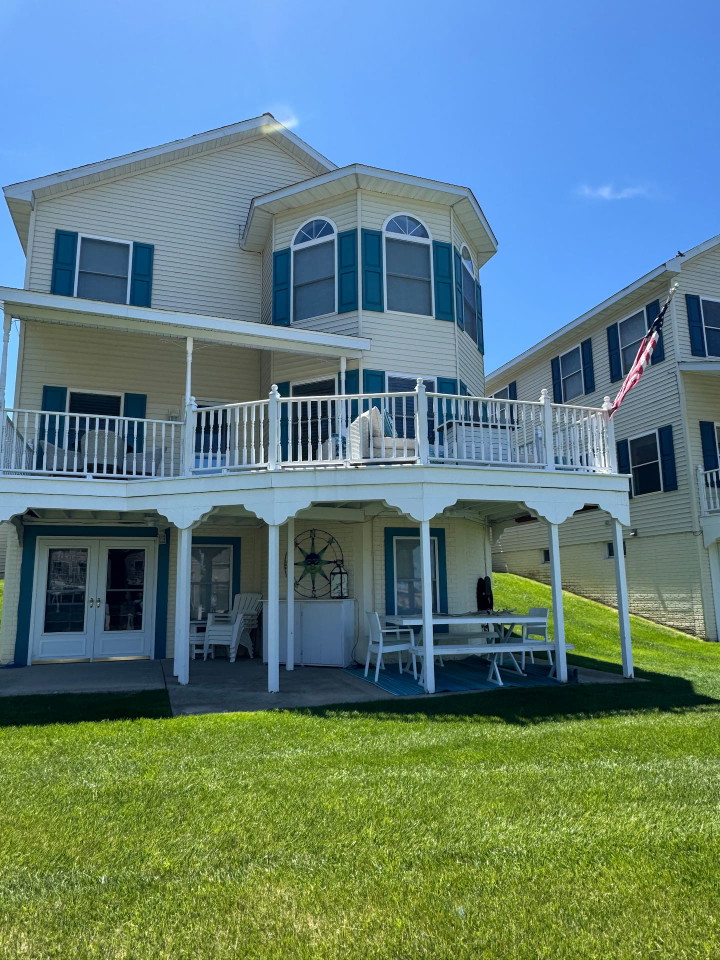Sanctuary On Bird Creek - Port Austin, MI