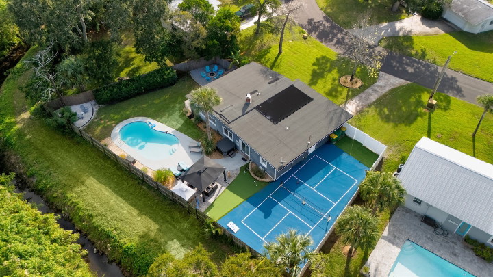 Endless Fun | Heated Pool, Pickleball, & Putt Putt - Atlantic Beach, FL