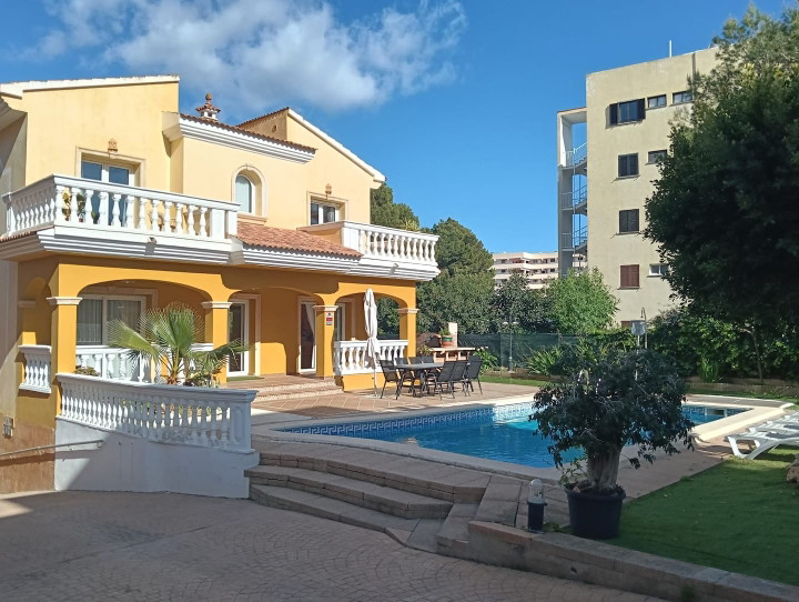 Villa Francisca Swimming Pool & Barbecue Etv7846.1000m² - Magaluf