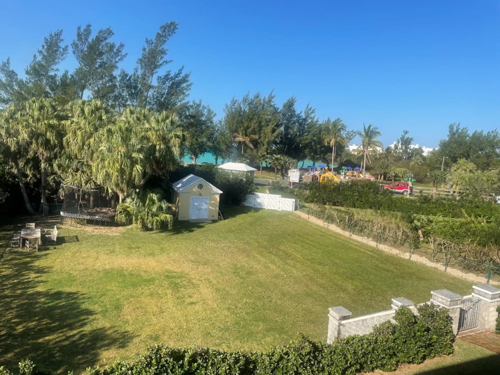 Cozy Studio Across From Beach - Bermuda
