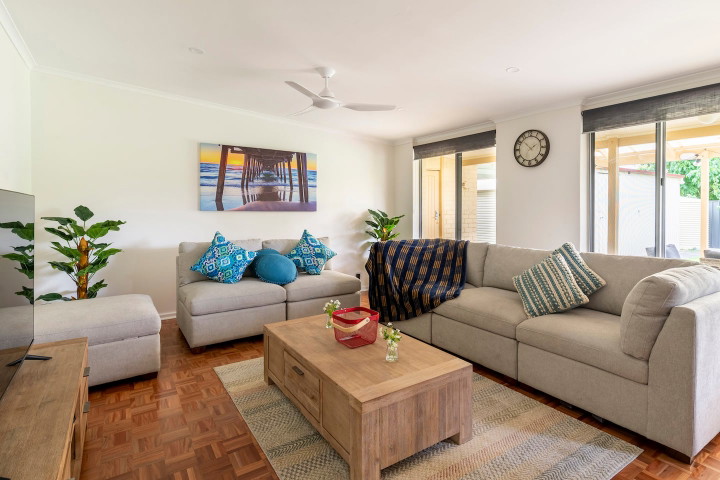 Birkinshaw Villa ( 3 Bedroom With Parkings ) - Prospect