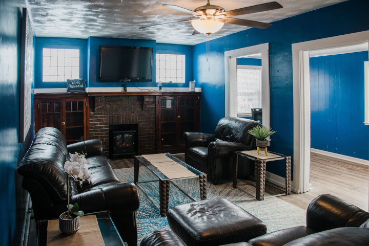 Hidden Gem Just Outside Of Pittsburgh Sleeps 6 - 몬로빌