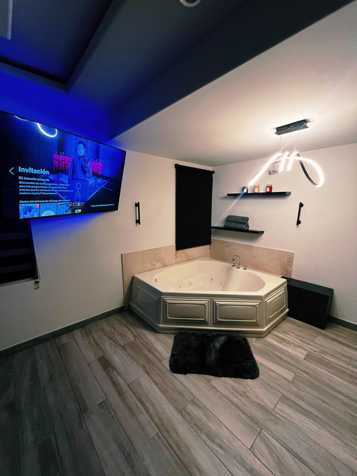 Axel Suites Diamante (Jacuzzi) We Bill - Delicias