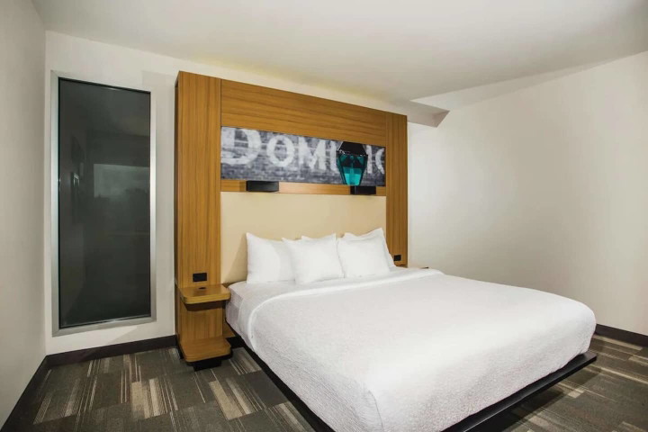 La Quinta Winchester | King | Near I-81 - Winchester, VA