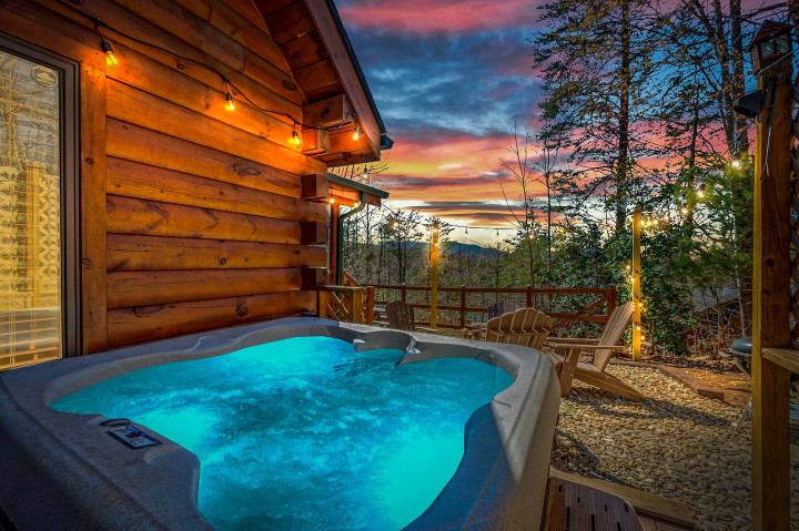 A+ Privacy | Pool + Games | Jacuzzi | Pets | Wifi - Gatlinburg, TN