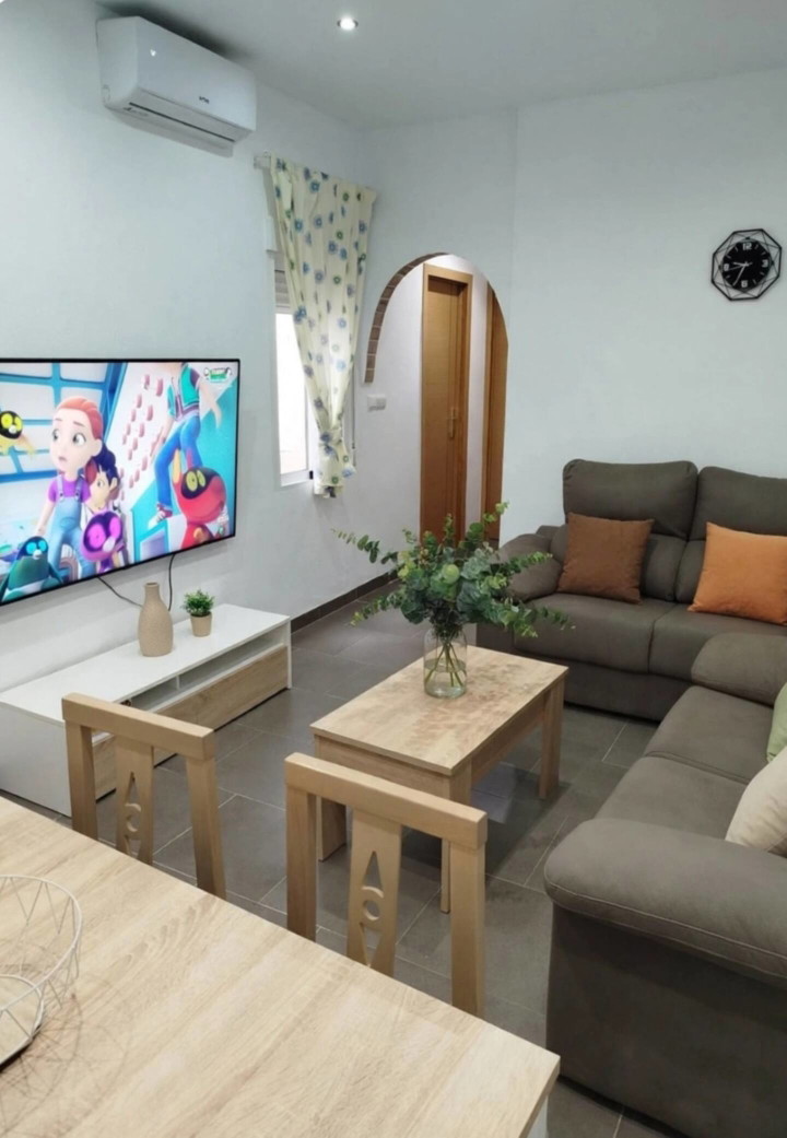 Apartamento Con Patio En El Centro De Elche - Elche