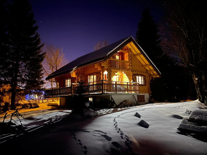 Chalet Et Gîtes Les Hirondelles - Jura