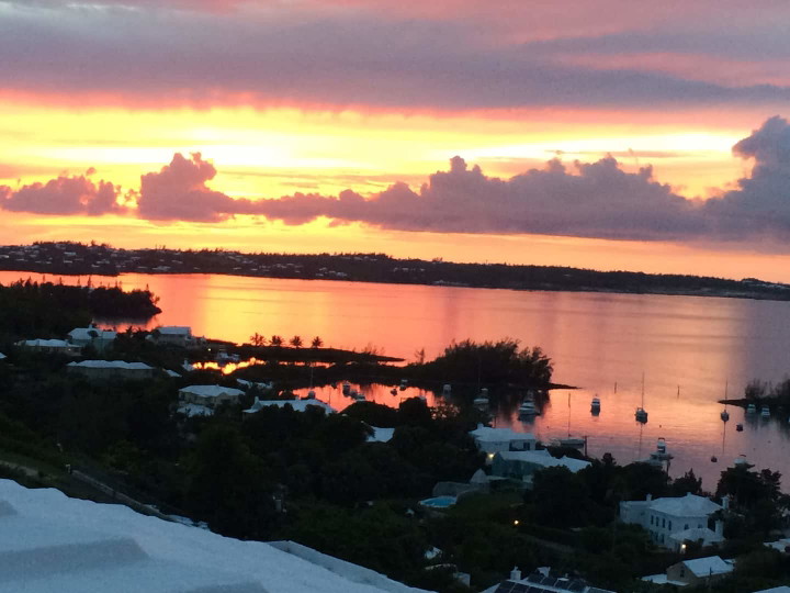 Royal Heights | Panoramic Views & Island Comfort - Bermuda