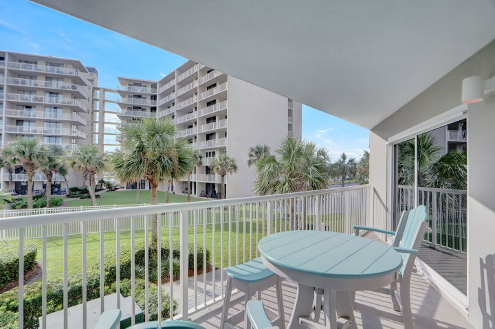 Tradewinds 106 | Gulf Front + Swim-thru Pool - Orange Beach, AL