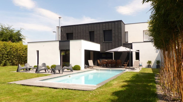 Vannes, Maison De Standing Avec Piscine - Arradon