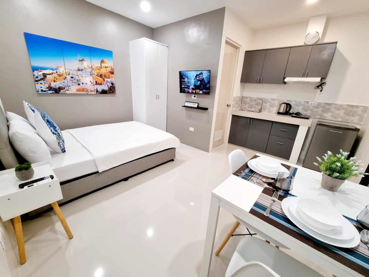 Cozy Santorini Inspired W/ Wi-fi,netflix & Parking - Naga