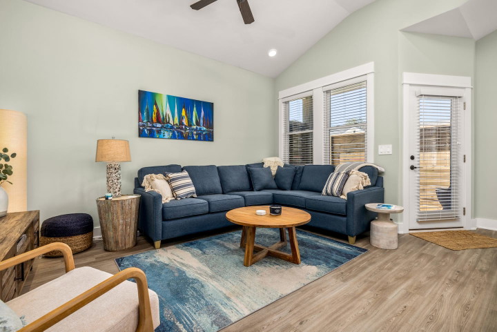 Brand-new Luxury Condo, Steps To The Beach - Corolla, NC