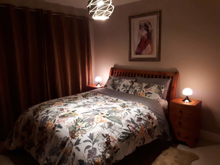 En Suite Room King Bed Quiet And Central. - Westport