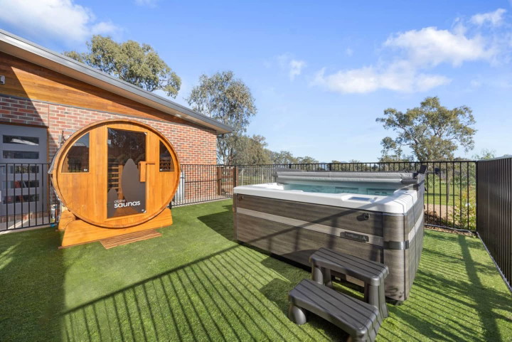 Relax & Explore Mansfield - Spa And Sauna - Mansfield