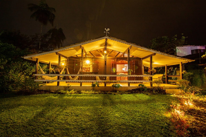 Chalet With Fireplace Near Historical District. - Paraty