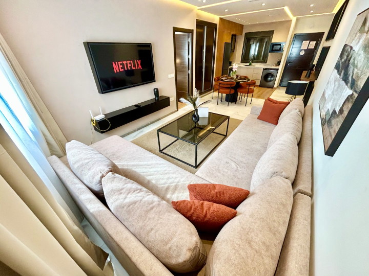Warm Tones Apartment - 1 Br By The Beach - Tangier